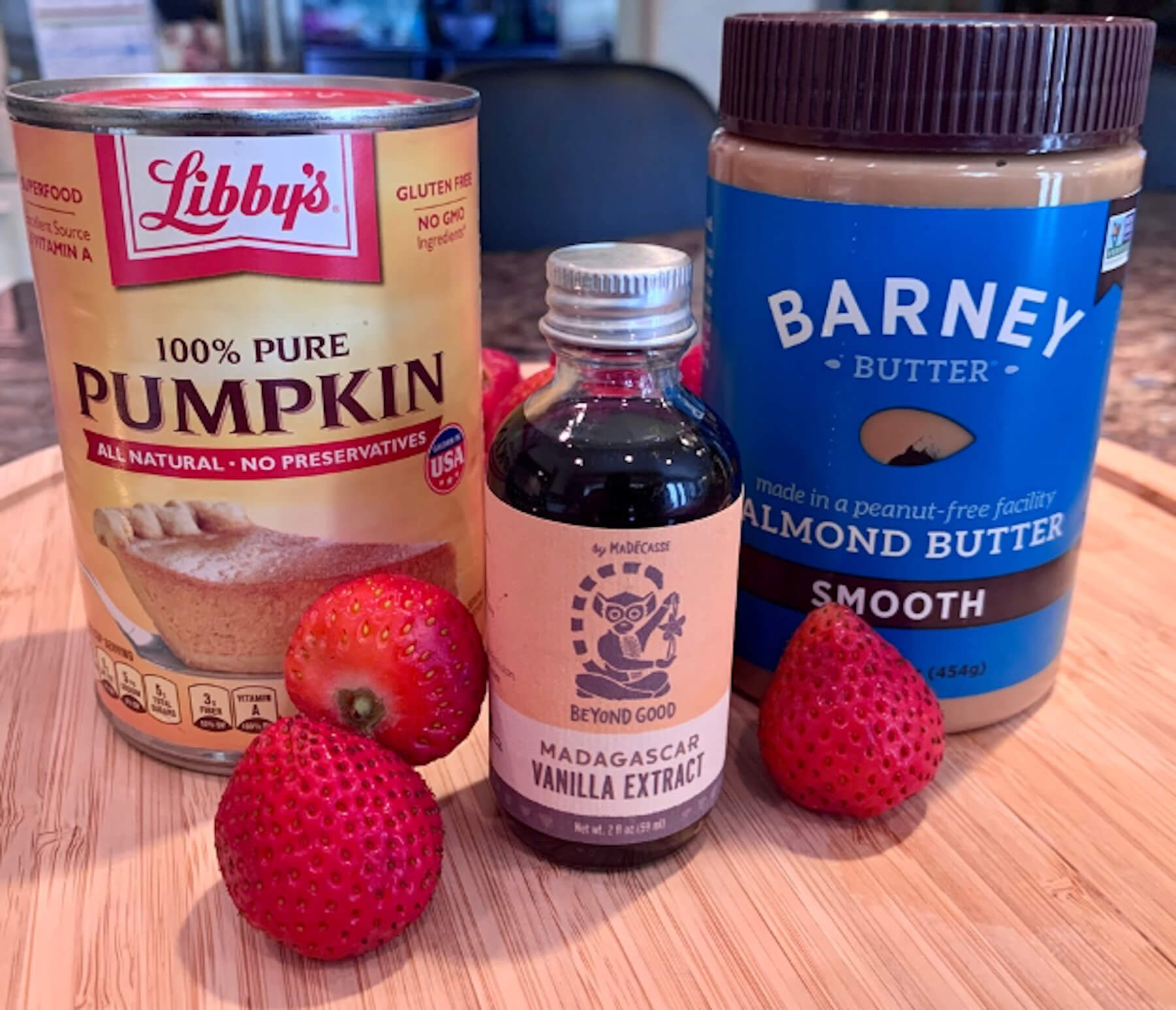 Dr. Igor’s Paleo Strawberry Pumpkin Almond Crumble Muffins Recipe - CBD ...